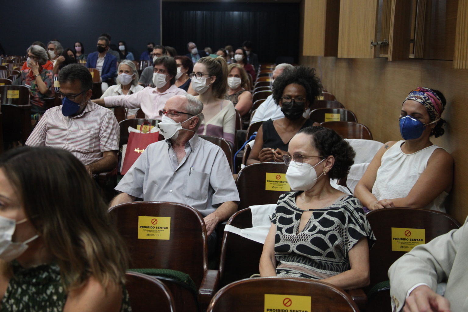 Professoras Alamanda Kfoury e Cristina Alvim tomam posse como diretora ...